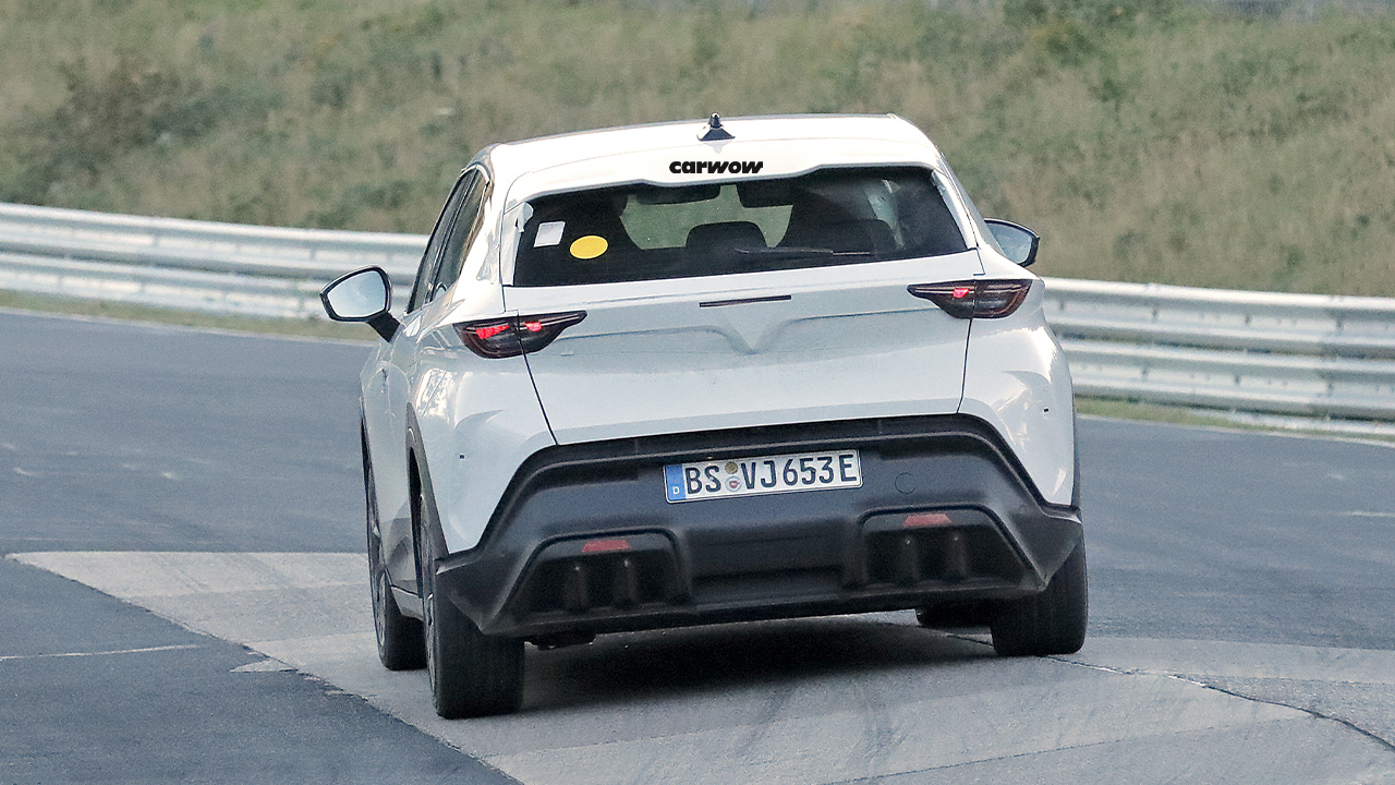 Cupra Raval gesichtet - Neue Winterbilder des elektrischen Kleinwagen ...