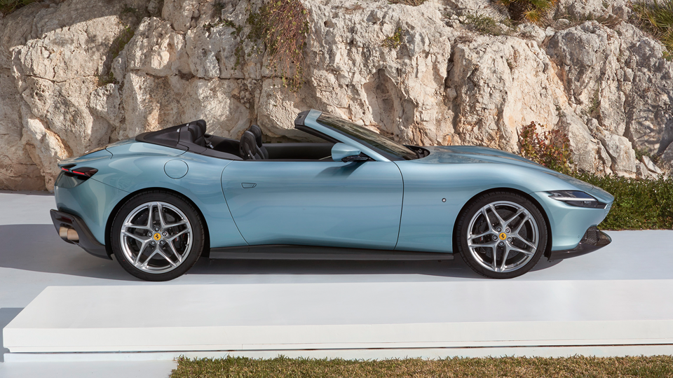 Neuer Ferrari Roma Spider vorgestellt - Ersatz für Portofino: Preis und ...