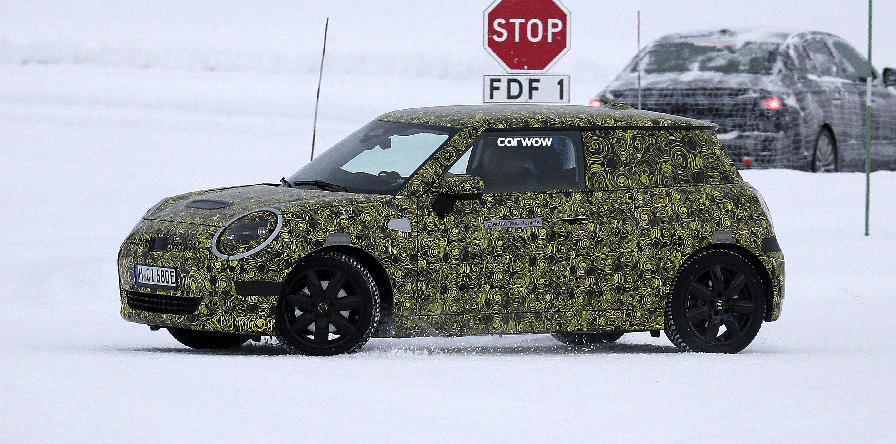 Neuer Mini Cooper Elektro bei Testfahrten erwischt: Design und ...